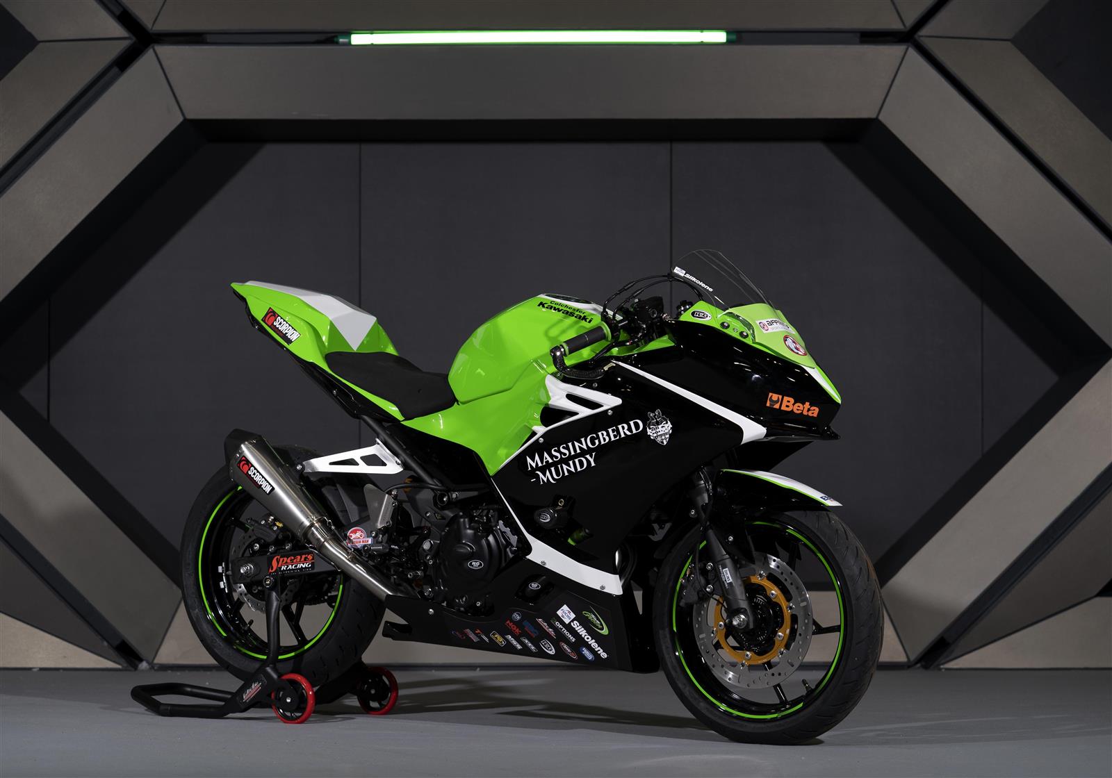 New 2020 Massingberd-Mundy Kawasaki livery unveiled at the MCN London ...