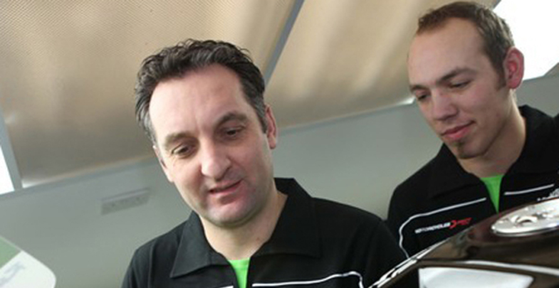 Rutter and Hickman sign for 2012 MSS Colchester Kawasaki BSB team