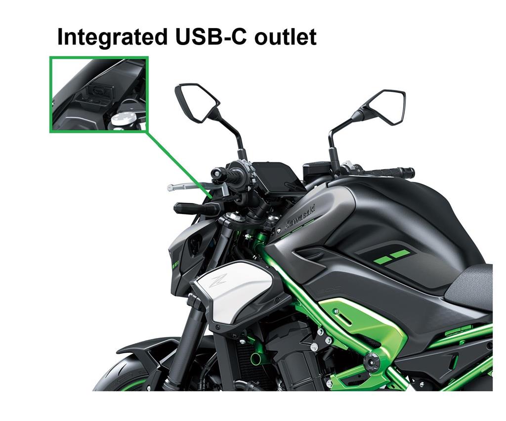 Salida USB-C (integrada) Z900, Genuine Kawasaki accessory USB-C Outlet ...