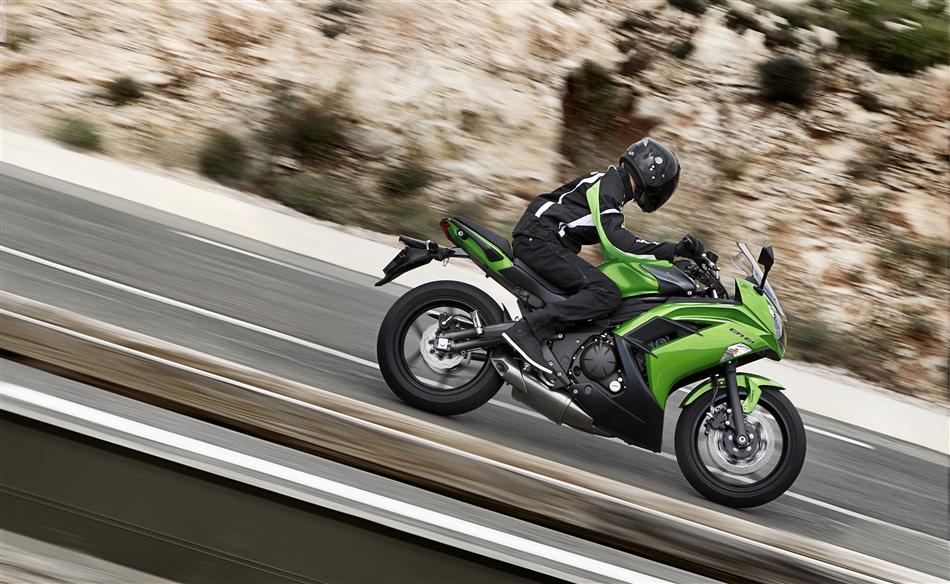 ER-6f MY 2015 - Kawasaki Deutschland
