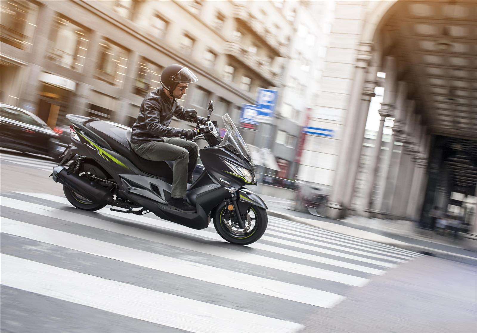 J300 2018 - Kawasaki France