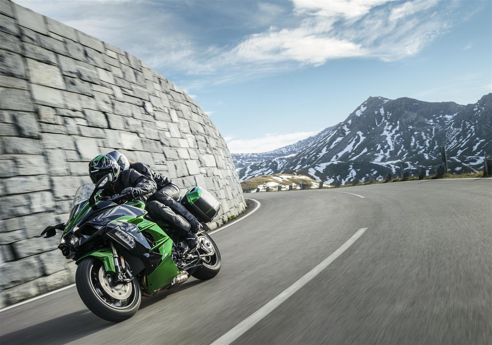 Ninja H2 SX 2018