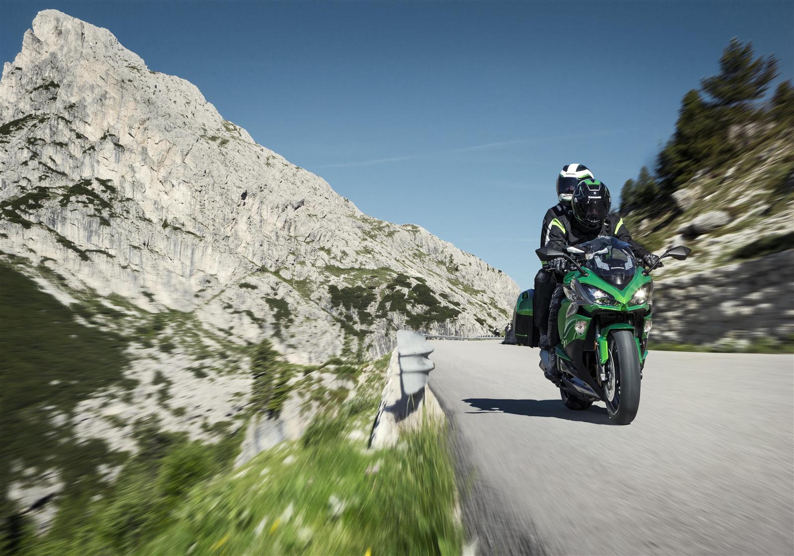 Kawasaki Z1000SX 2018 - Kawasaki ČR