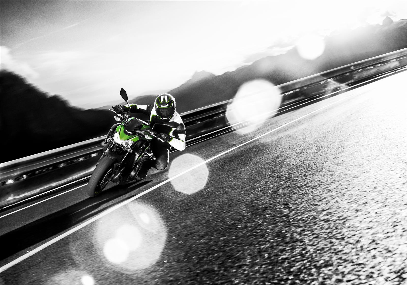 Z900 (A2) Performance MY 2018 - Kawasaki Česká