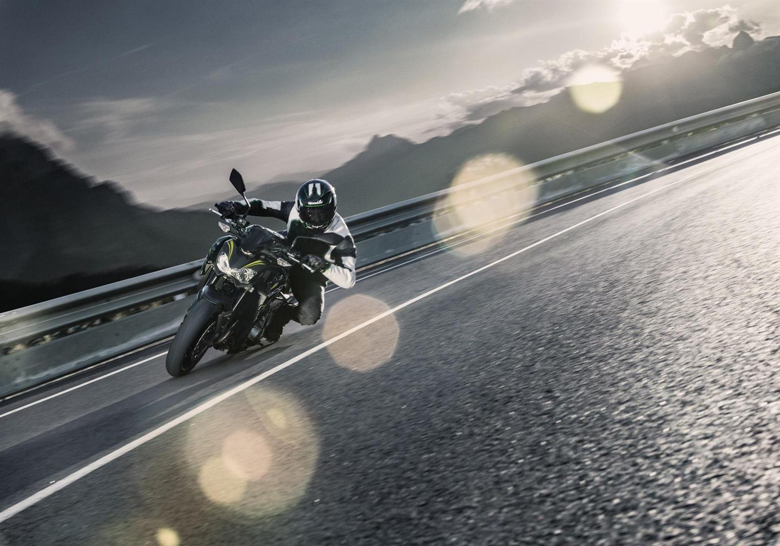Z900 (A2) Performance MY 2019 - Kawasaki Česká