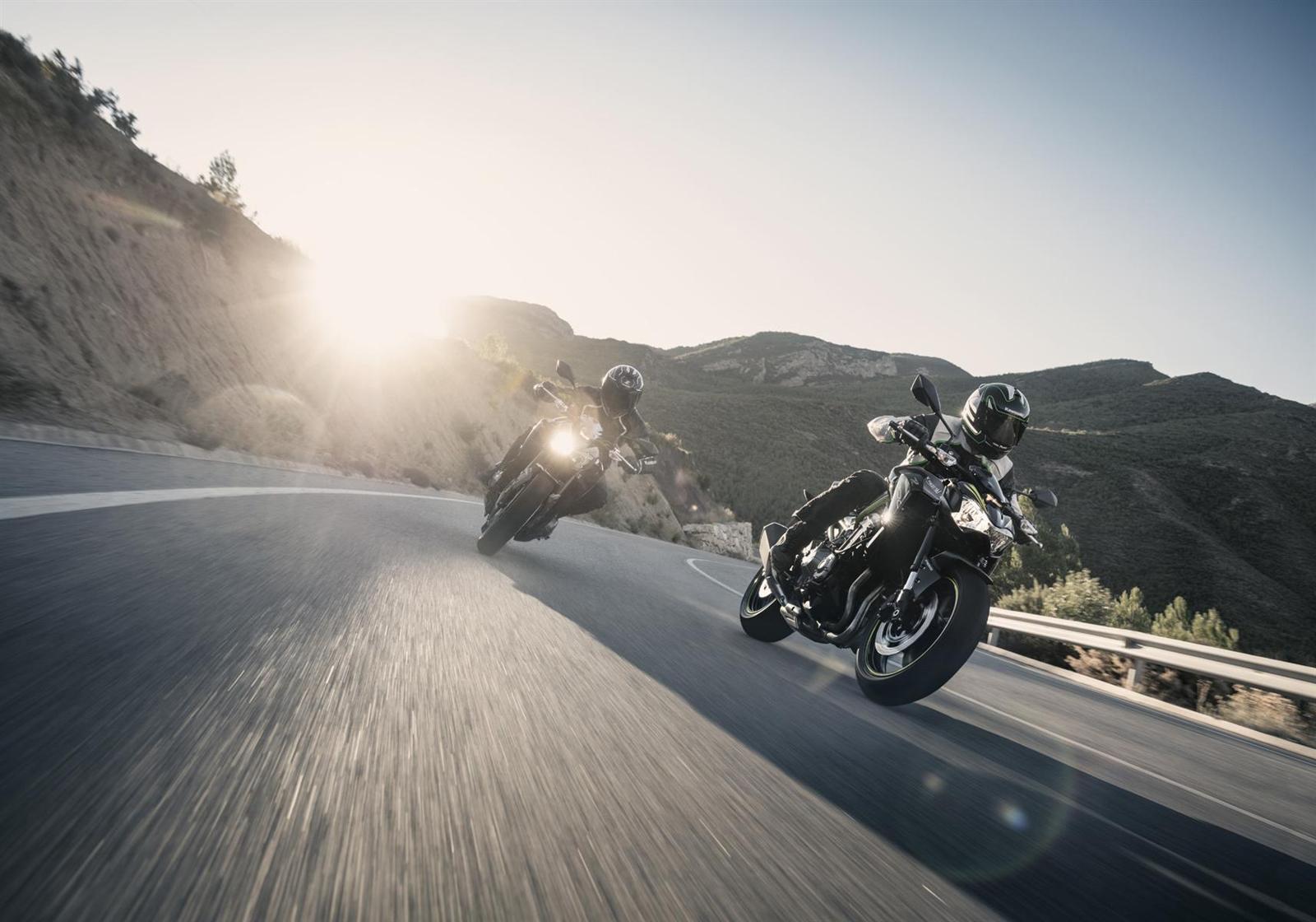 Z900 (A2) Performance MY 2019 - Kawasaki Česká