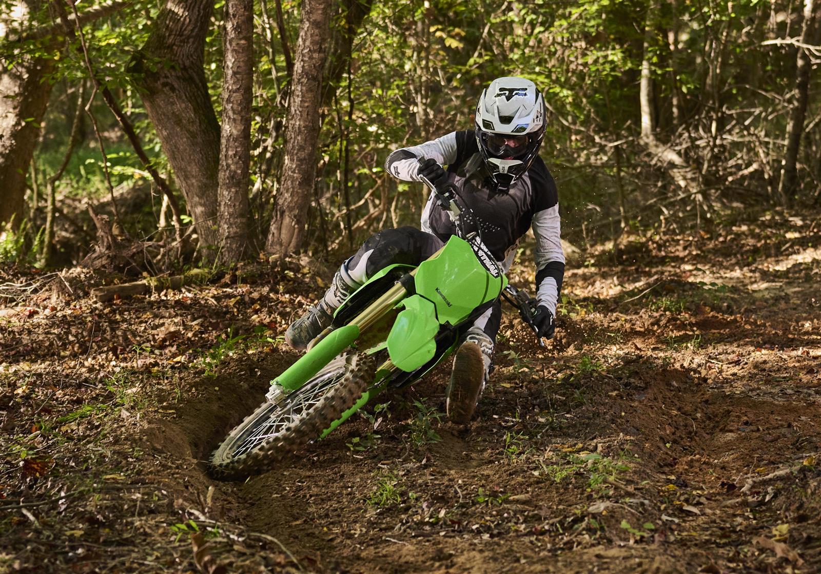 KX450X MY 2025 - Kawasaki Česká Republika