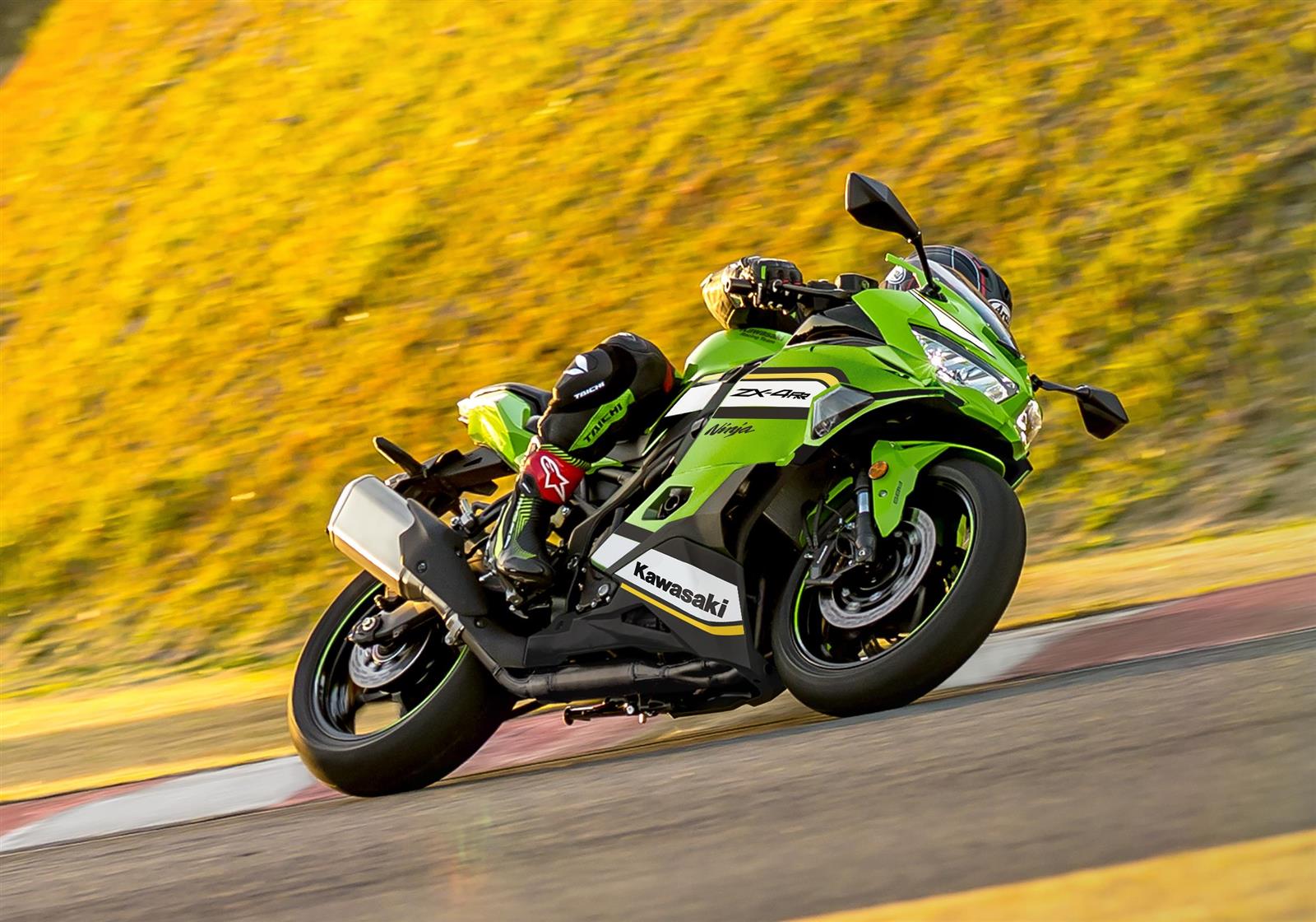 Ninja ZX-4RR - Kawasaki Portugal