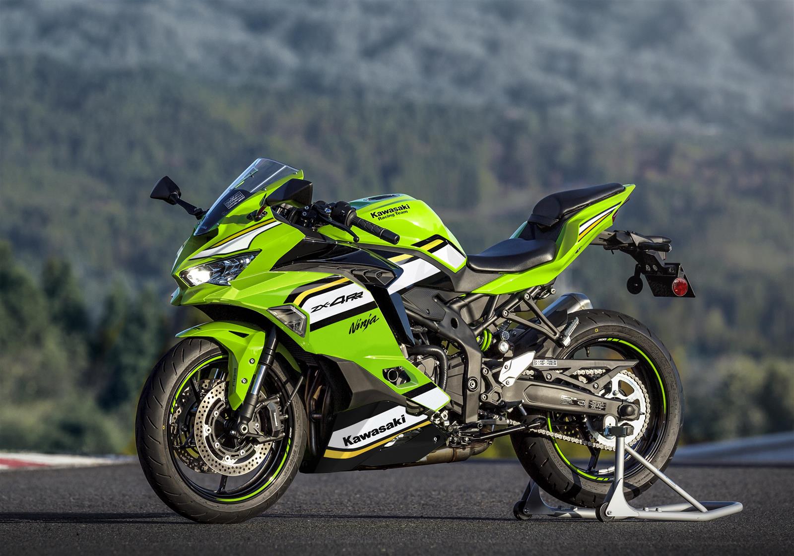 Ninja ZX-4RR MY 2025 - Kawasaki United Kingdom