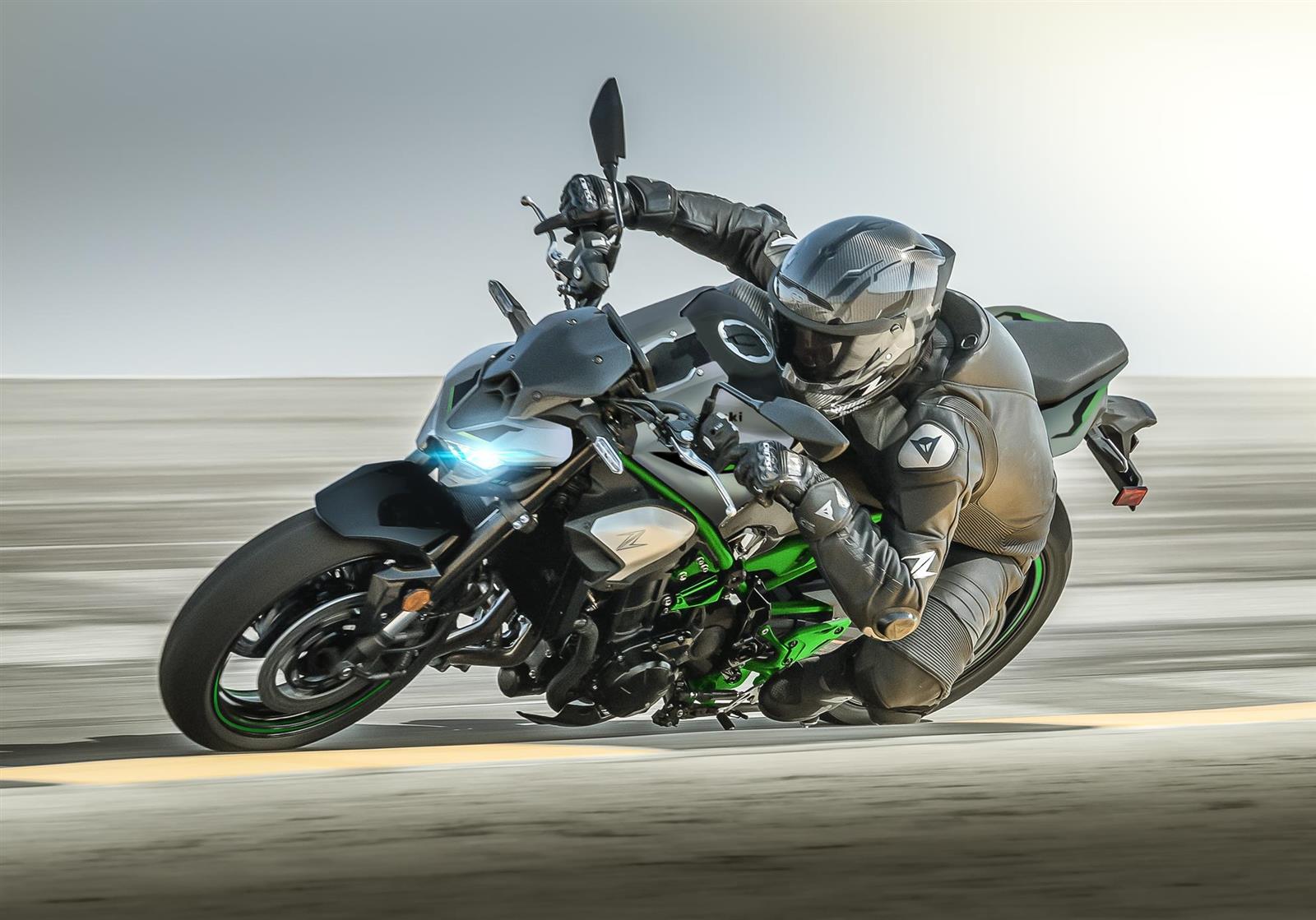 Z900 MY 2025 - Kawasaki France