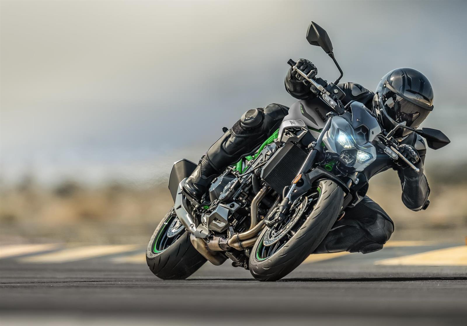Z900 (70kW) | 2025 | Kawasaki Nederland