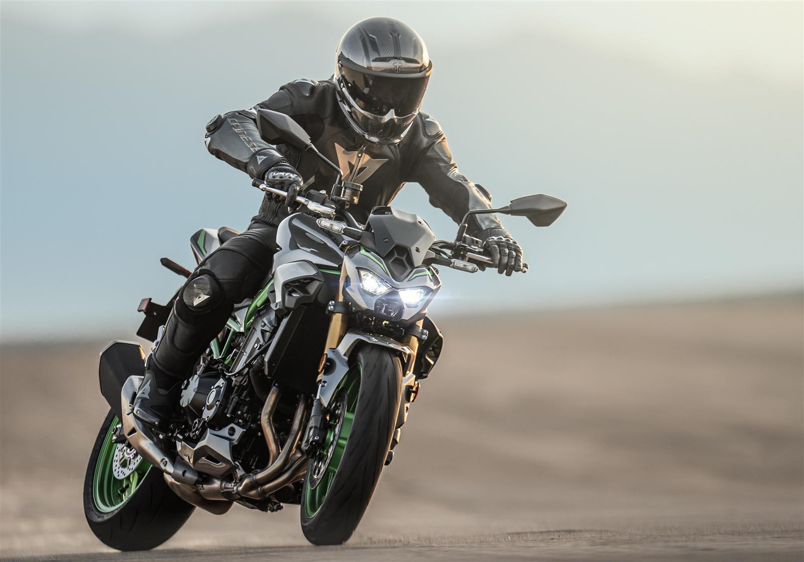 Z900 SE | 2025 | Kawasaki Nederland