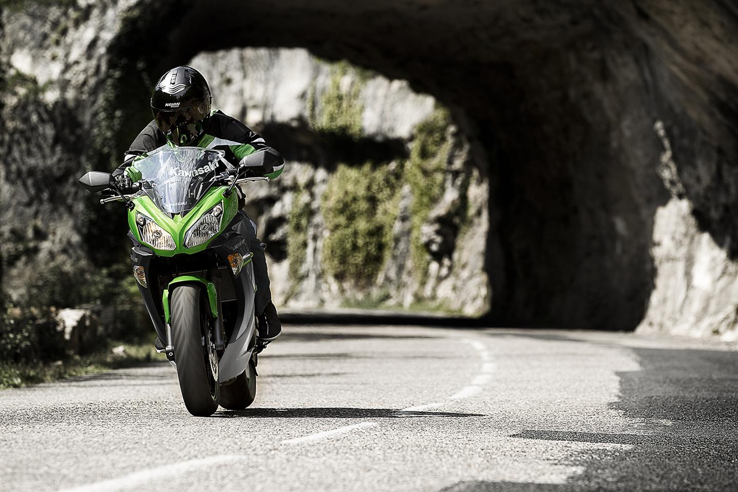 ER-6f MY 2016 - Kawasaki Schweiz