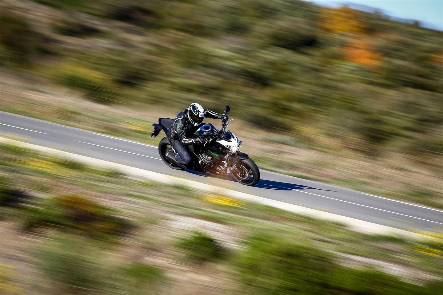 Z800 e version MY 2016 - Kawasaki France