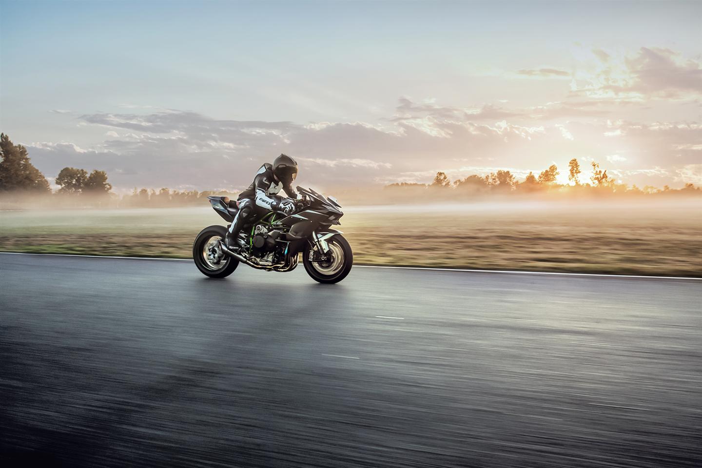 Ninja H2R MY 2017 - Kawasaki United Kingdom