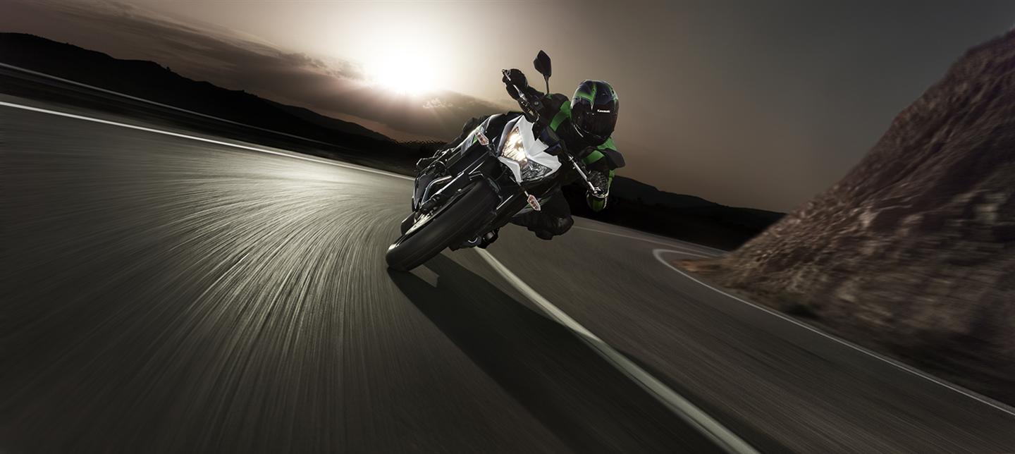 Z800 MY 2016 - Kawasaki France