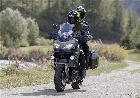 Versys 650 MY 2025 - Kawasaki Česká Republika