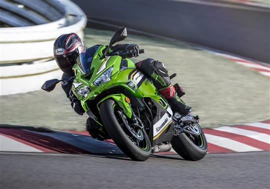 Ninja ZX-4RR Performance MY 2025 - Kawasaki United Kingdom