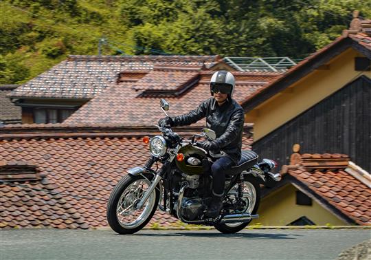 W800 MY 2025 - Kawasaki España