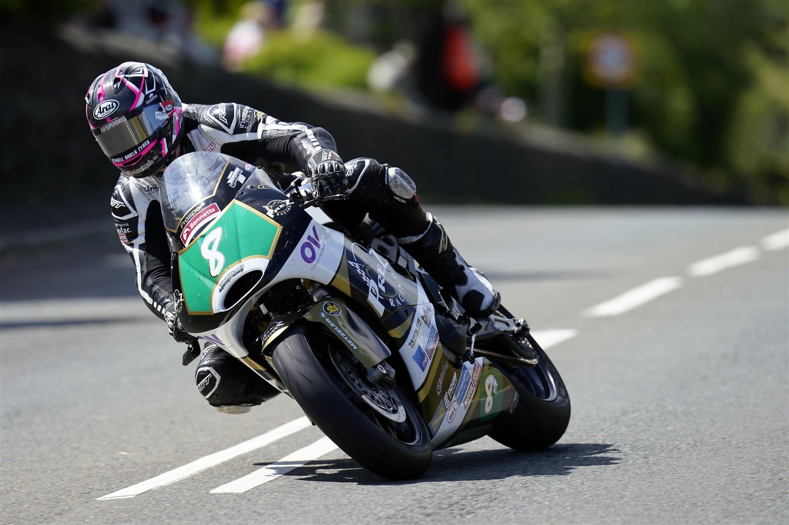 Podiums and top tens for Kawasaki riders at 2022 TT