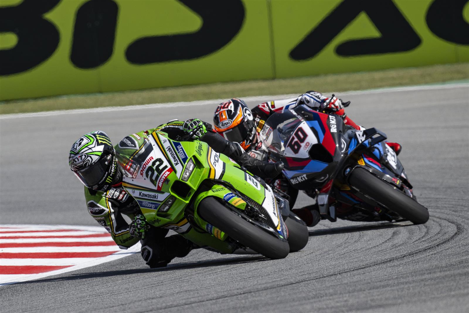 Top Six For Lowes In Race One