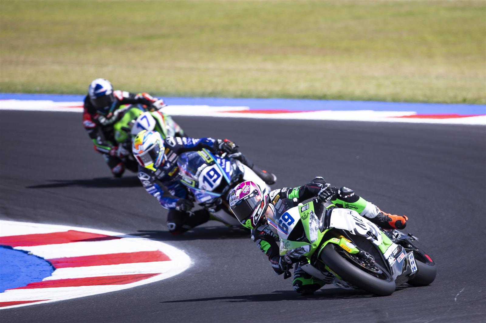 Mahias Into The Top Ten