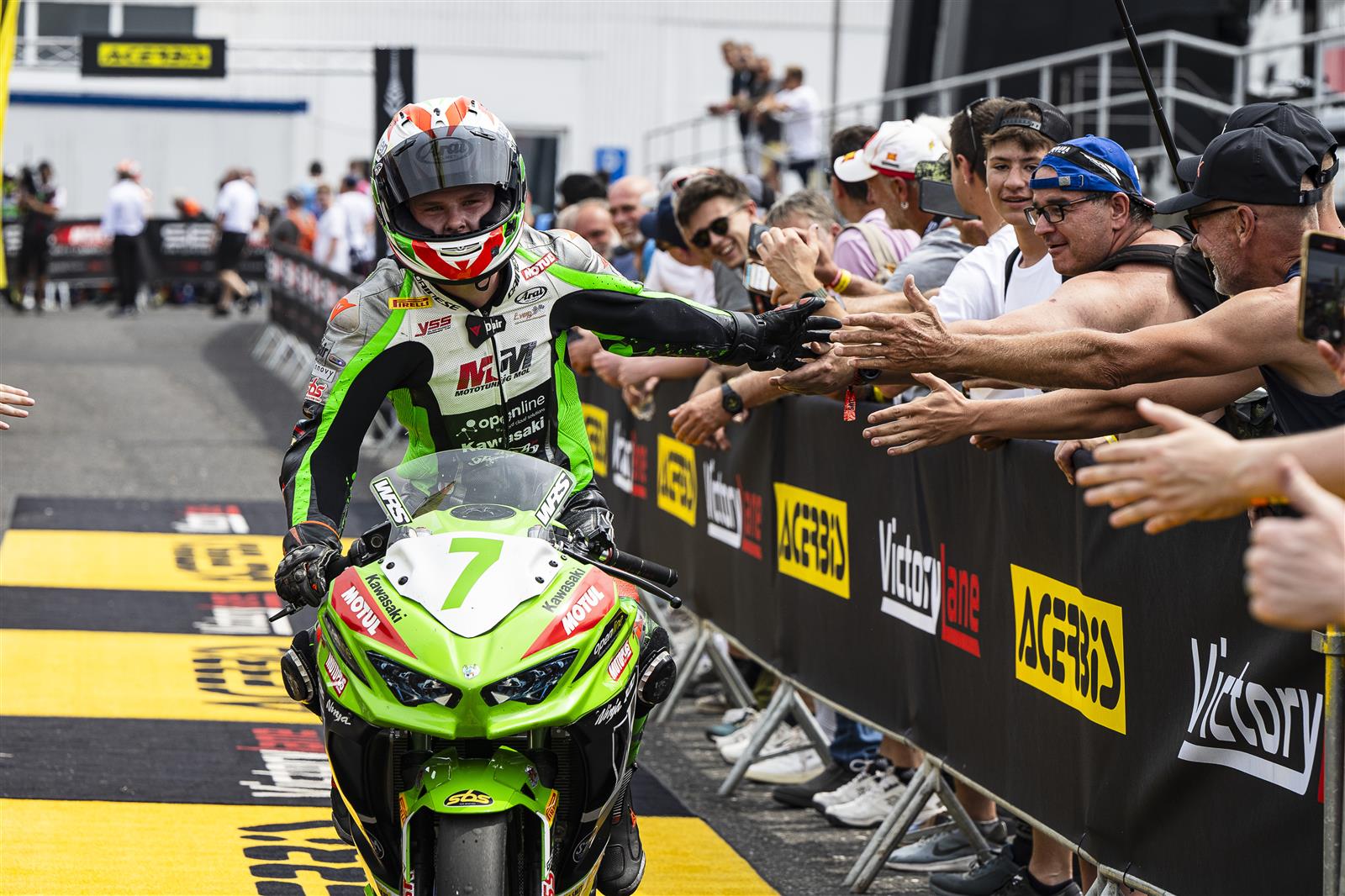 Veneman Doubles Up Under The Midday Sun In Most