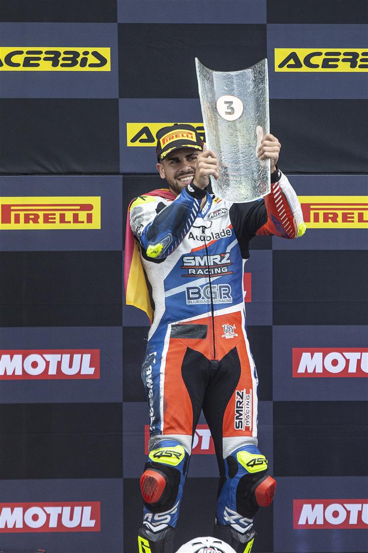 Kawasaki’s Perez Gonzalez Takes Championship Lead