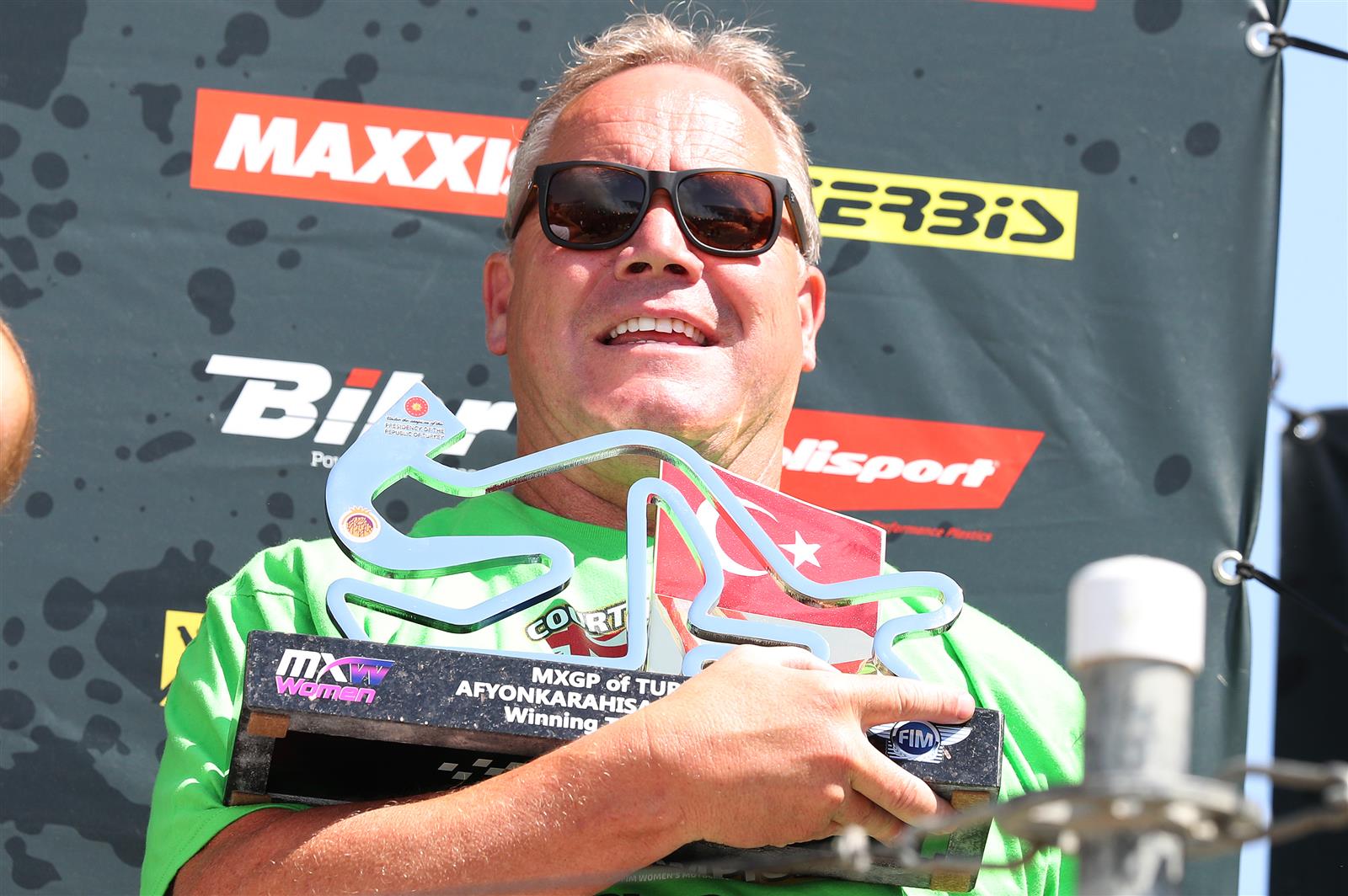 Steve Dixon; a manager of many talents!