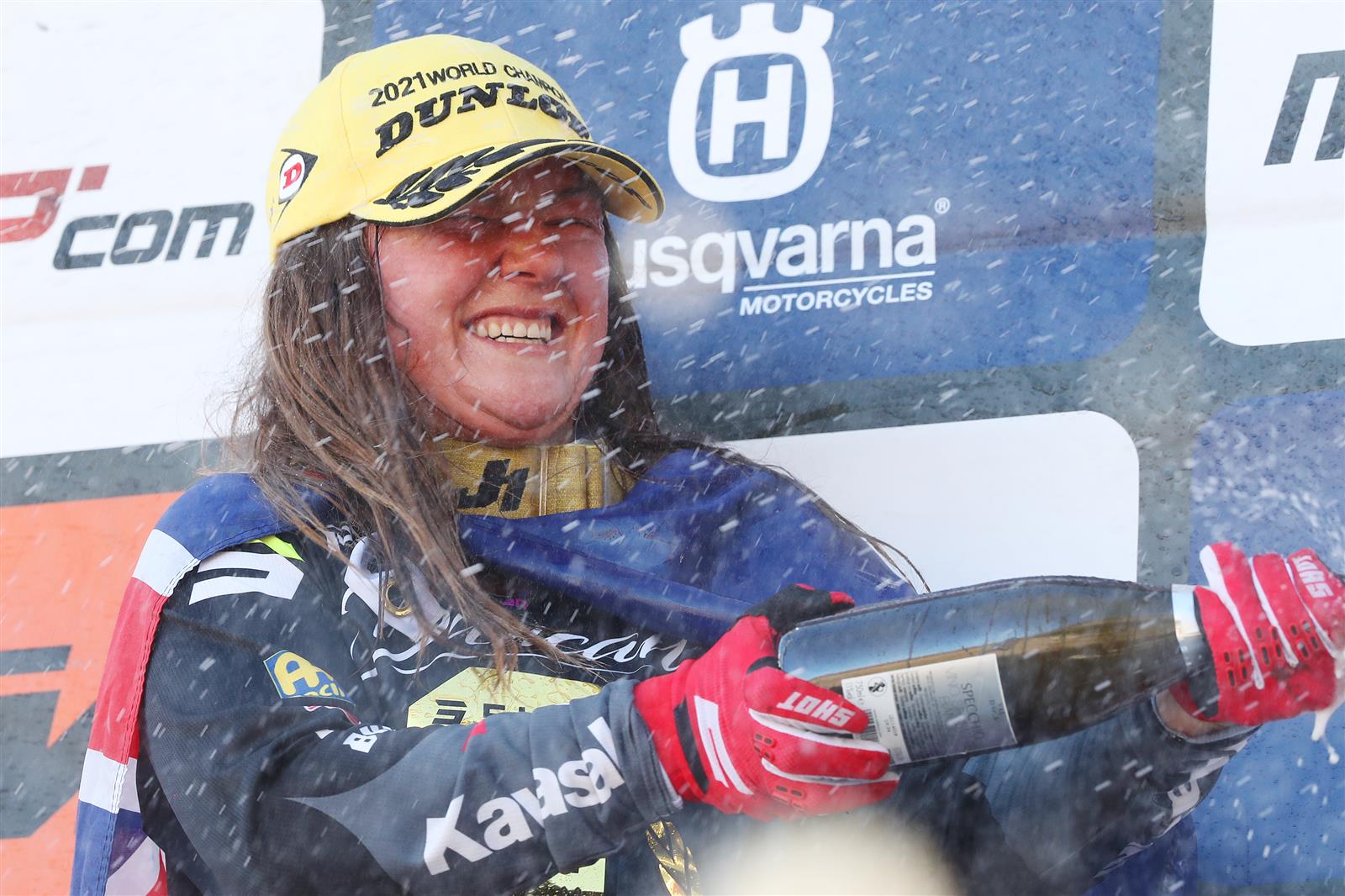 Hat-trick of world titles for Courtney Duncan and Kawasaki