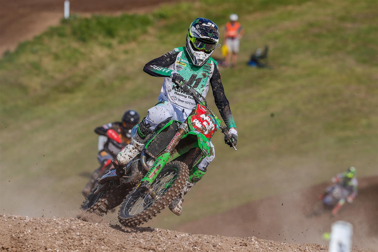 Romain Febvre extend his point lead in MXGP