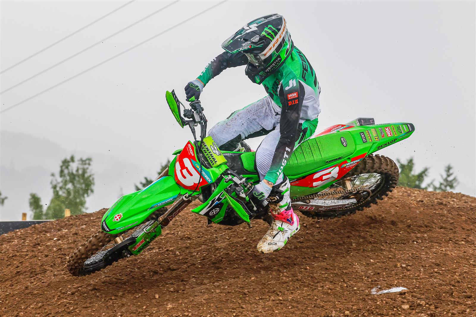 Romain Febvre keeps the red plate with podium #13