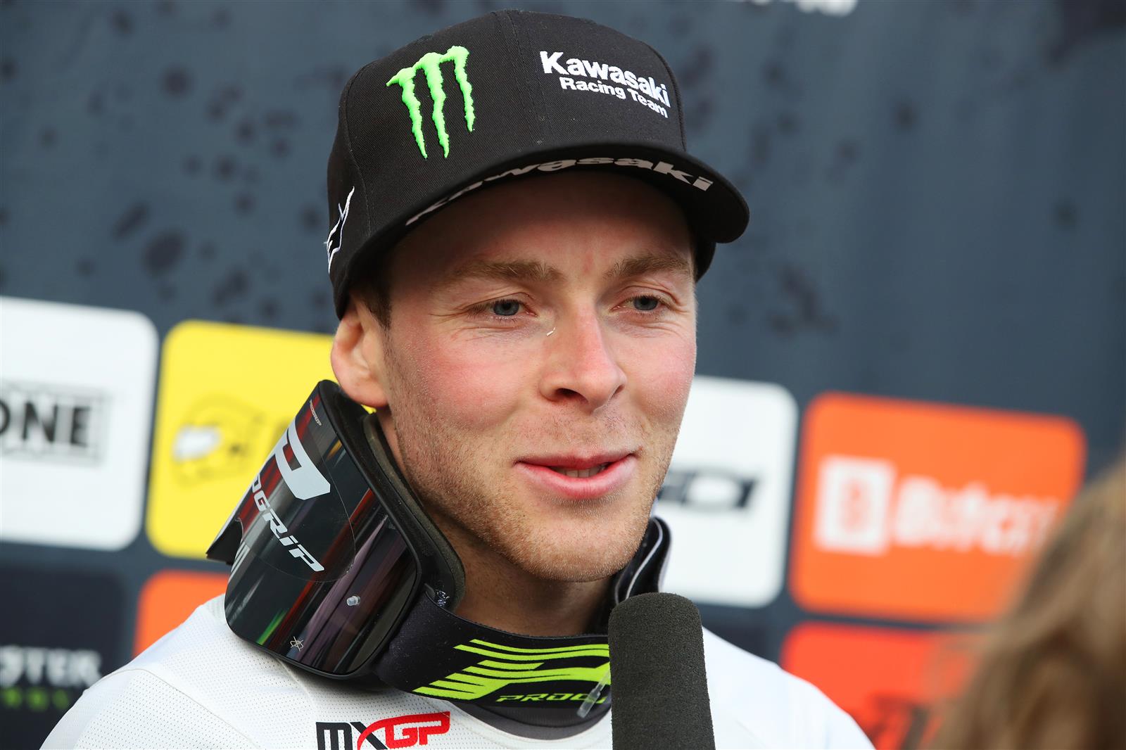 Romain Febvre leads by three headed to the final round of MXGP