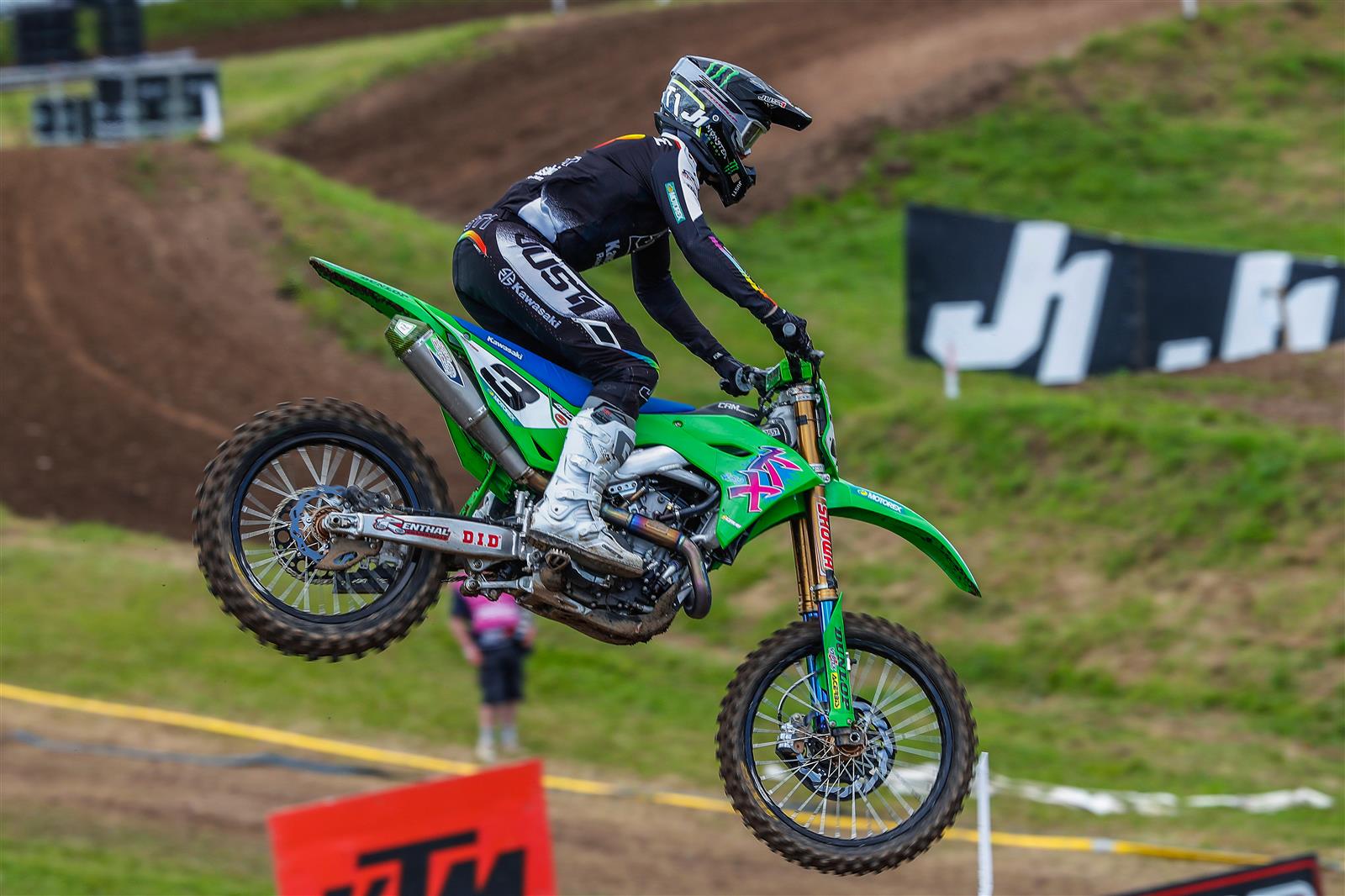 13th podium of the season for Romain Febvre