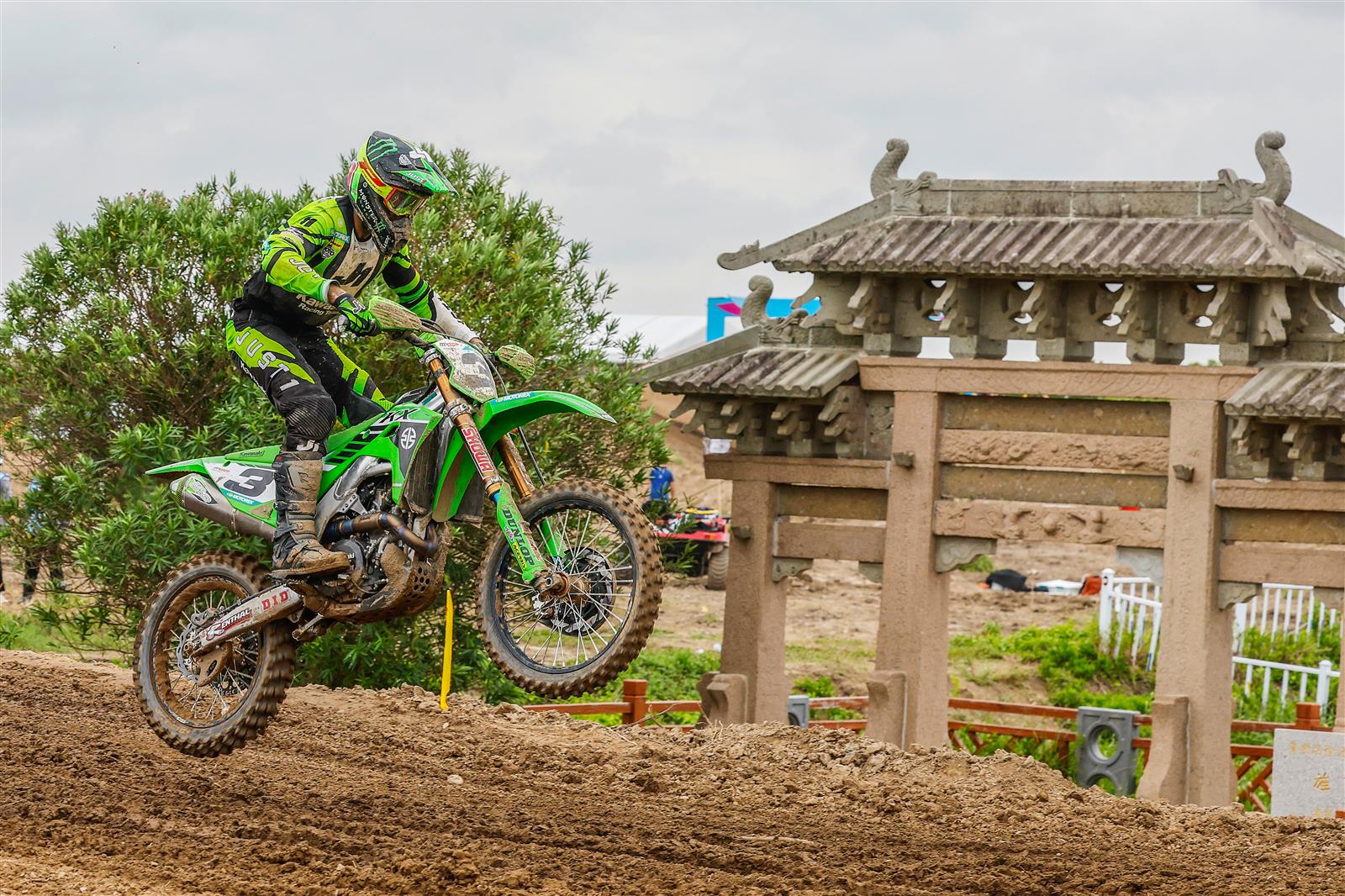 Podium and moto win for Romain Febvre in China