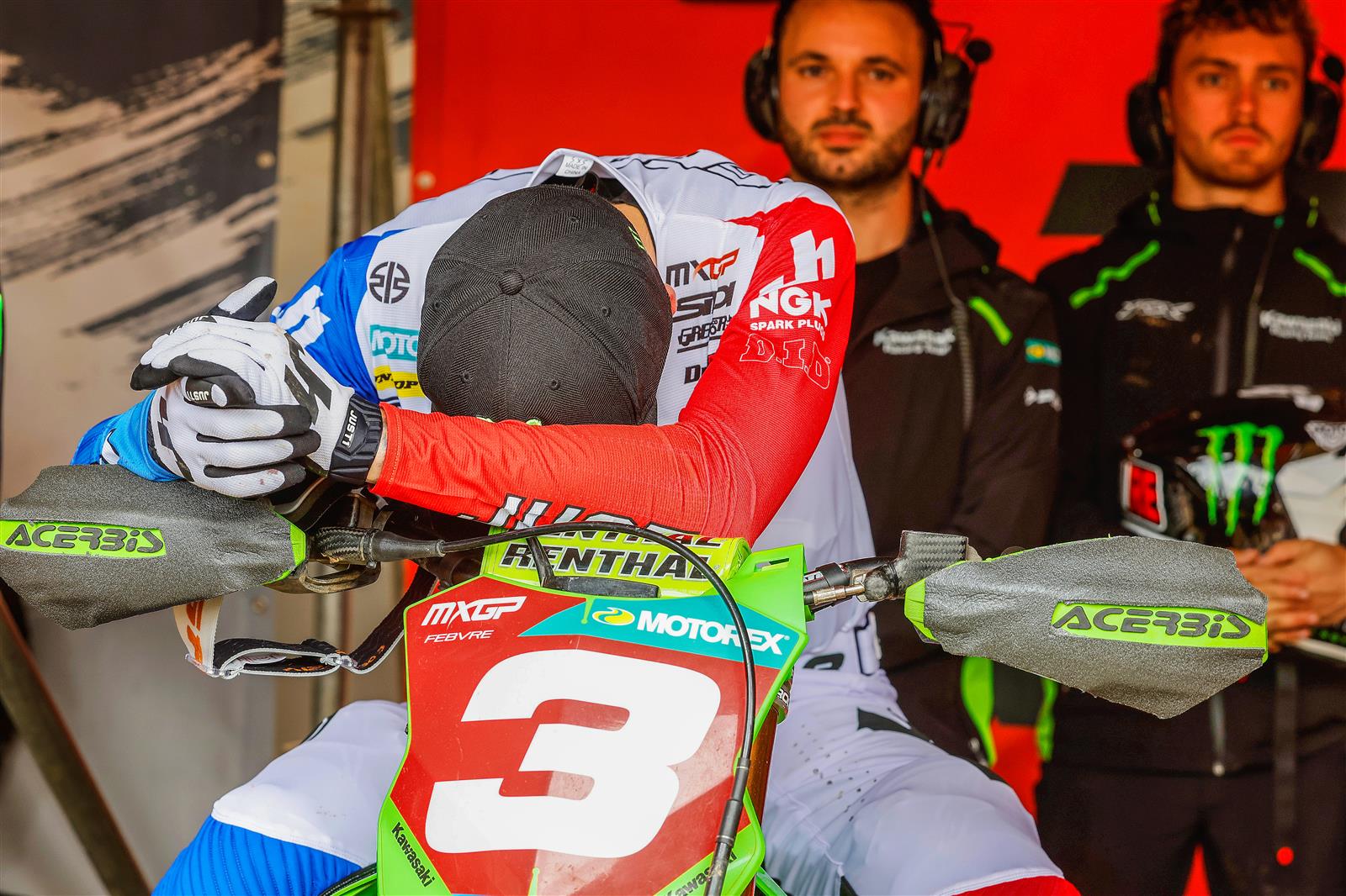 Romain Febvre wins again at home in France