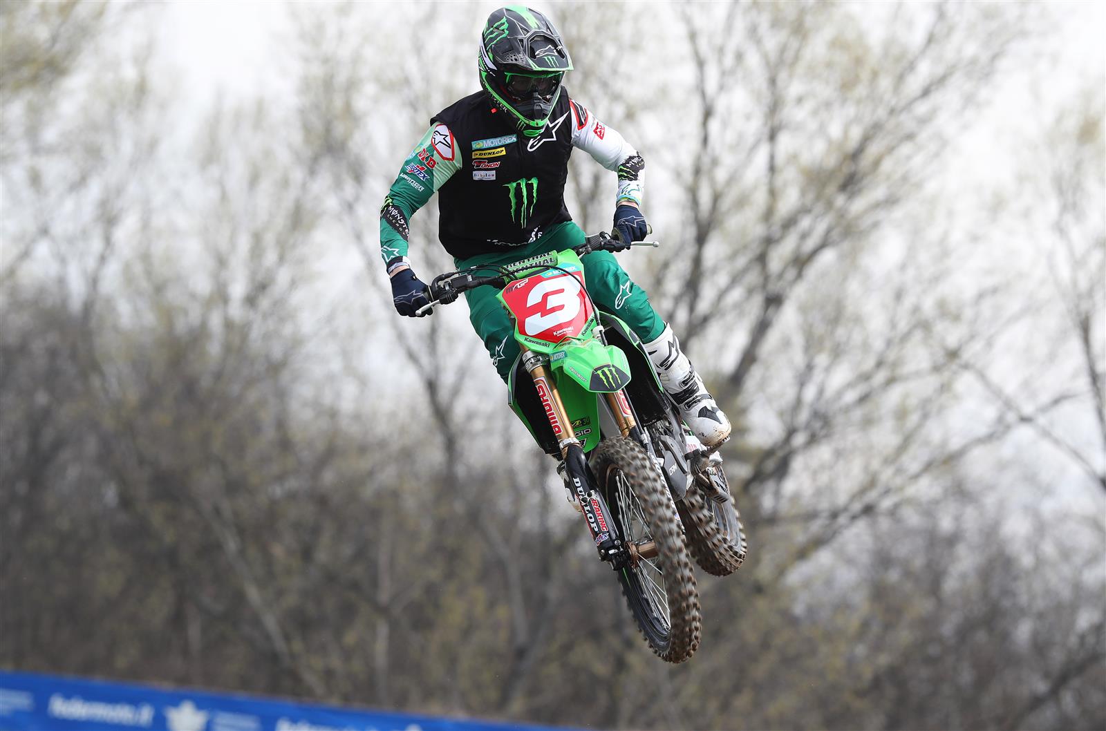 Two titles for Romain Febvre