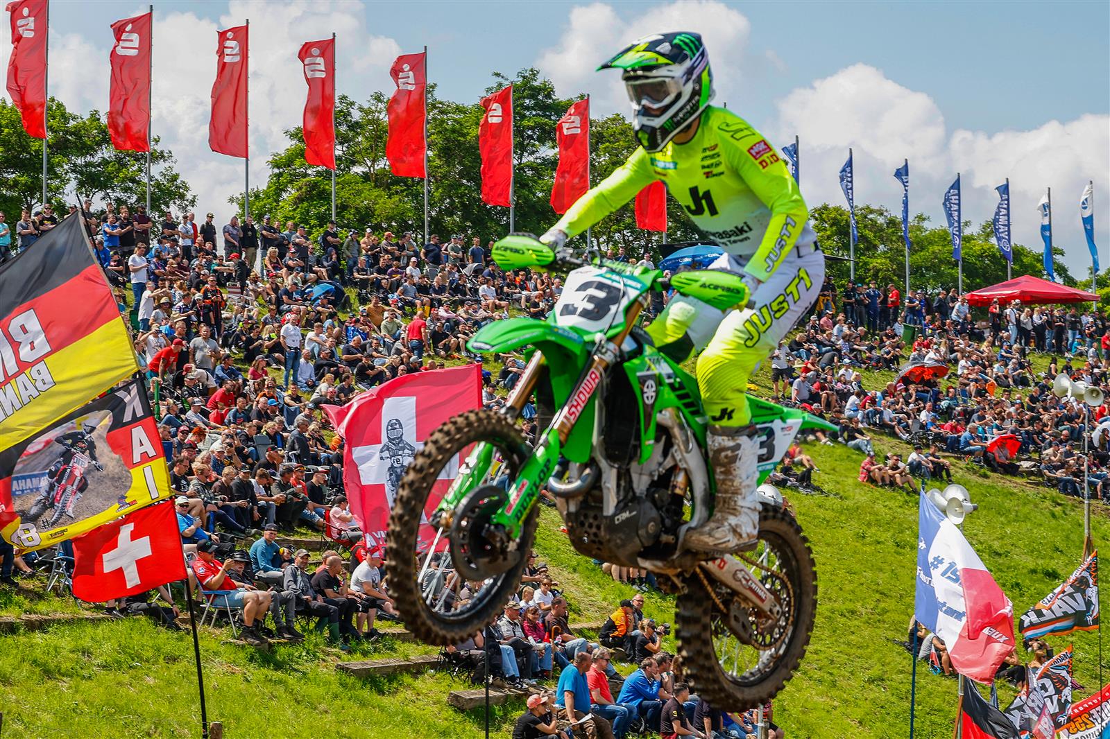 Enforced break for Romain Febvre