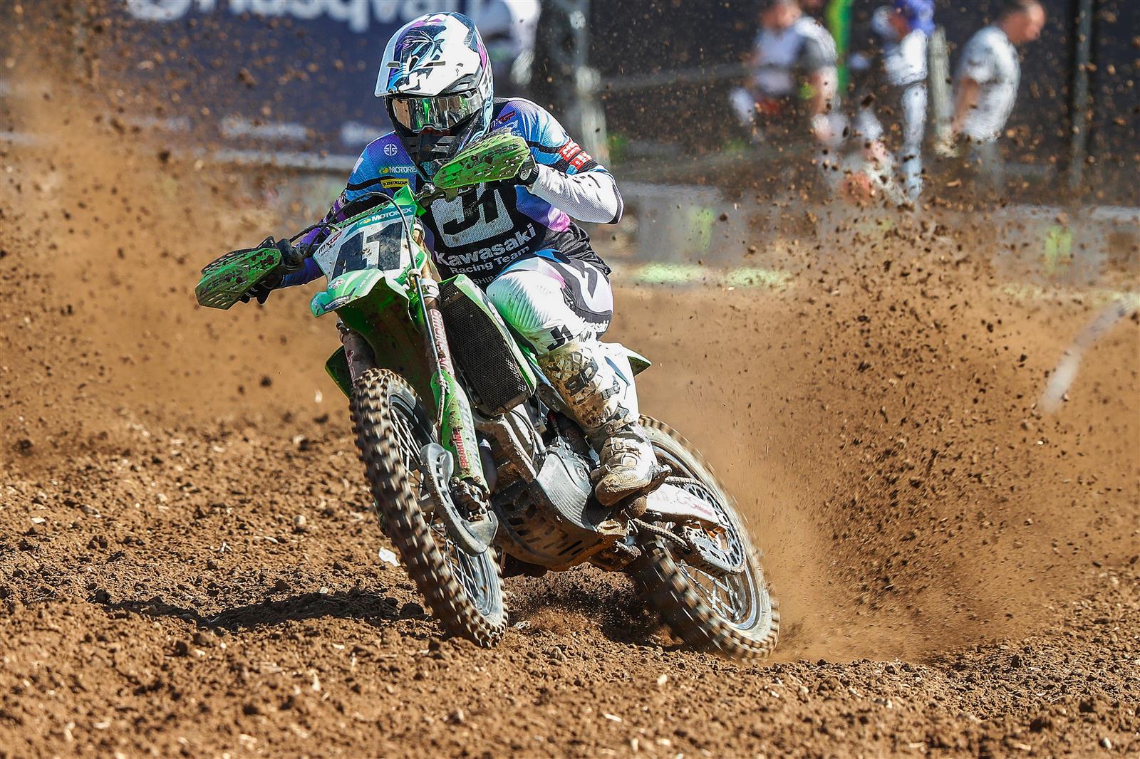 Romain Febvre wins again at home in France