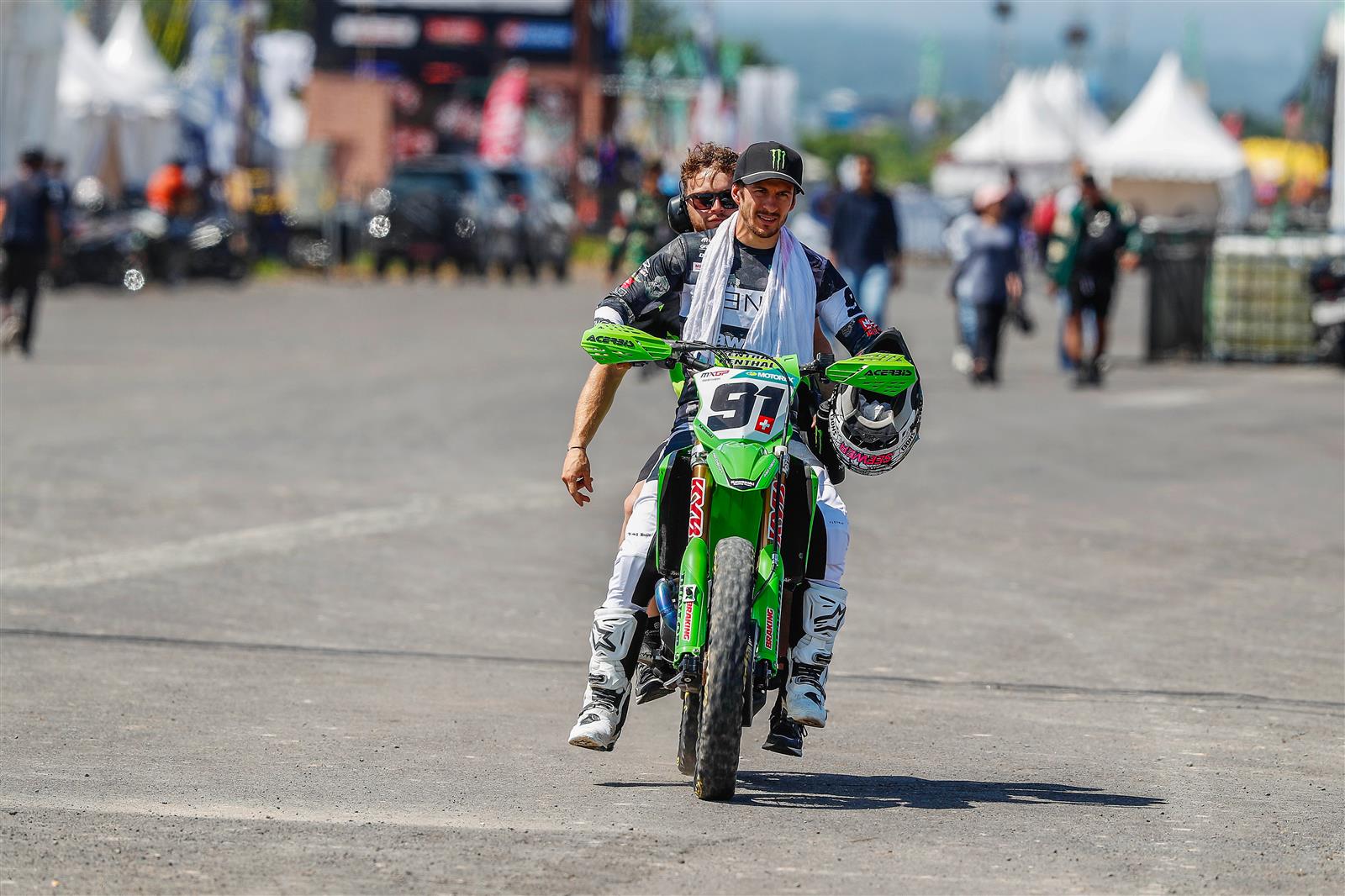 Jeremy Seewer stays fifth in MXGP