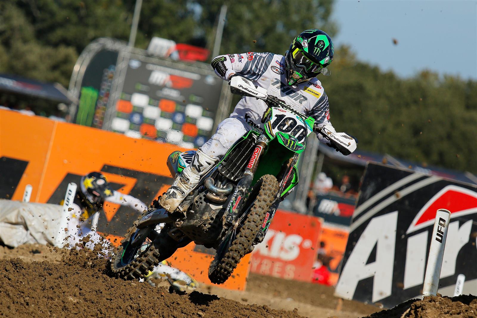 Tommy Searle sixth in Italy