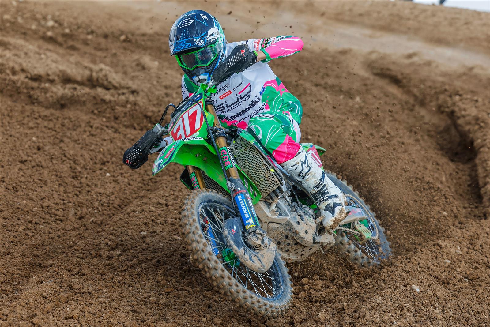 Mathis Valin extends his EMX250 series lead