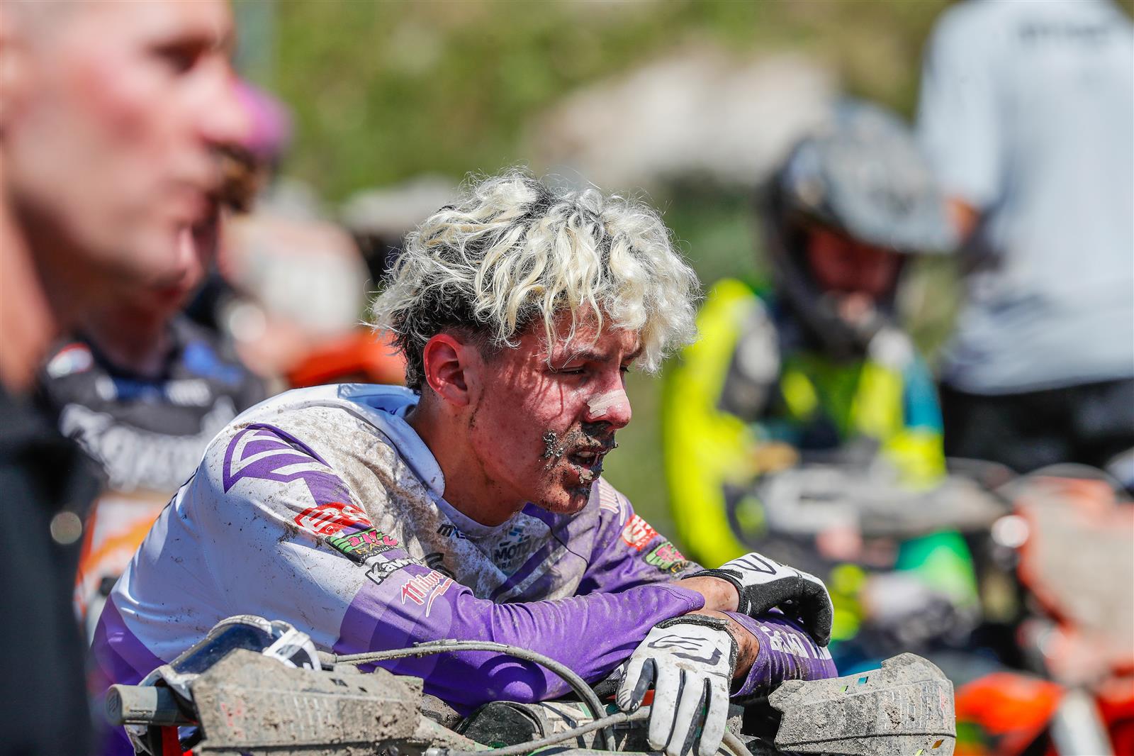 Mathis Valin stays second in EMX250