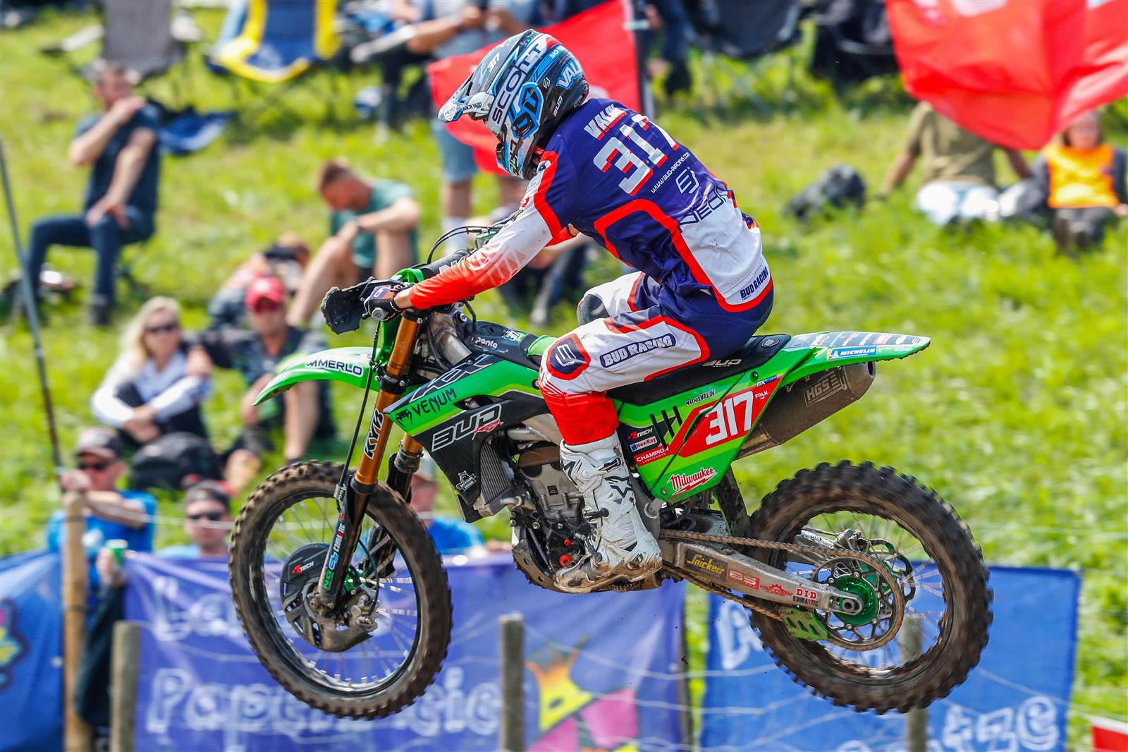 Mathis Valin continues to lead EMX250