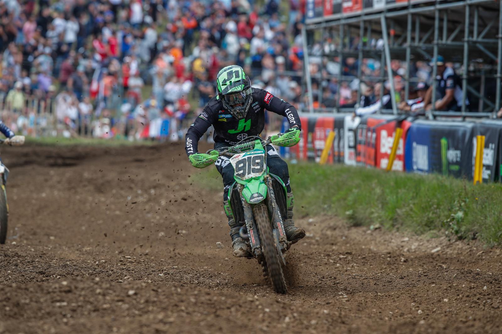 Ben Watson ninth in France