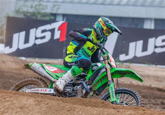 Romain Febvre extends his points lead