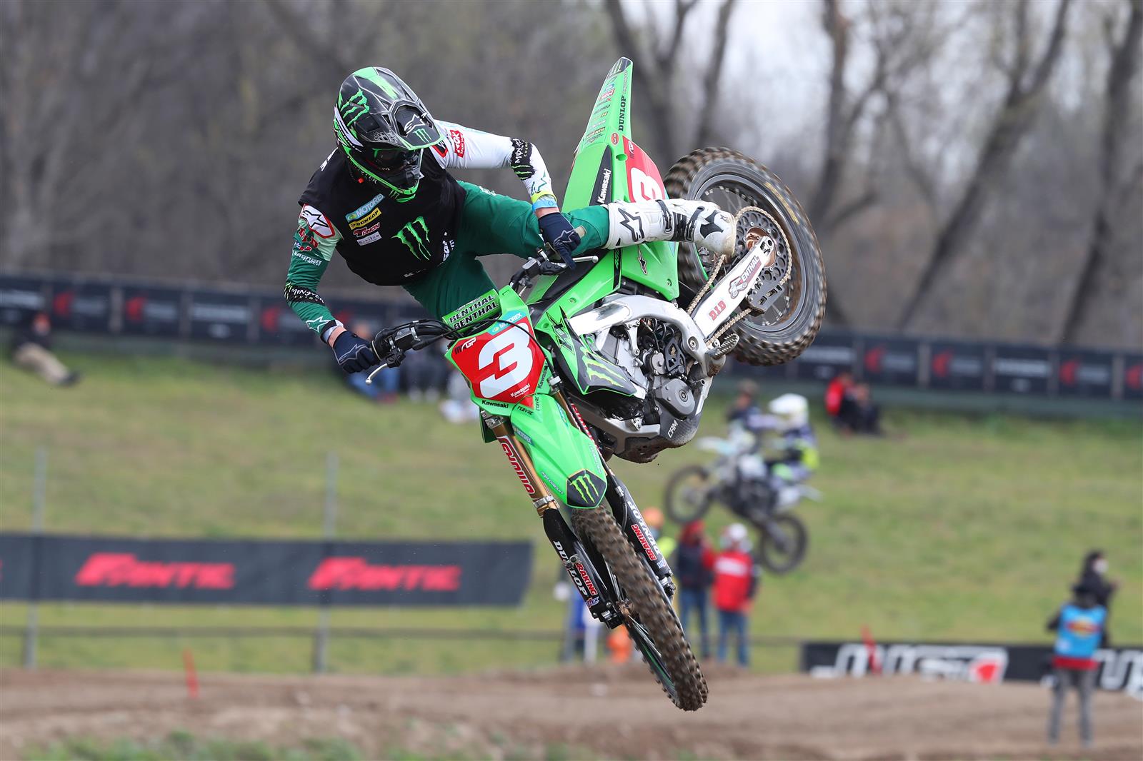 Deux titres pour Romain Febvre